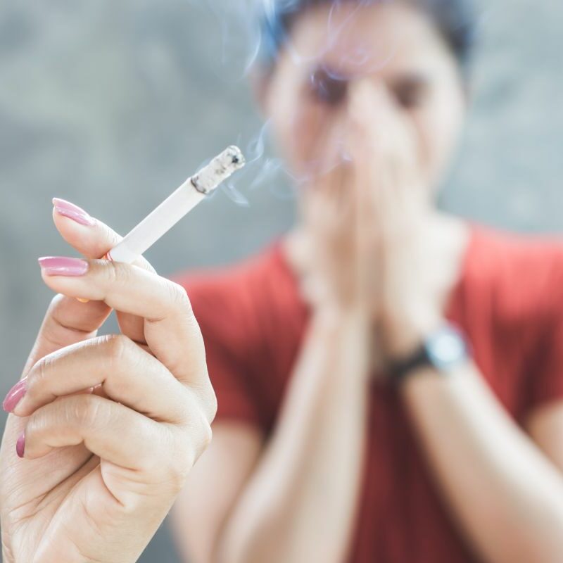 Dym tytoniowy - jakie składniki zawiera? | RECIGAR